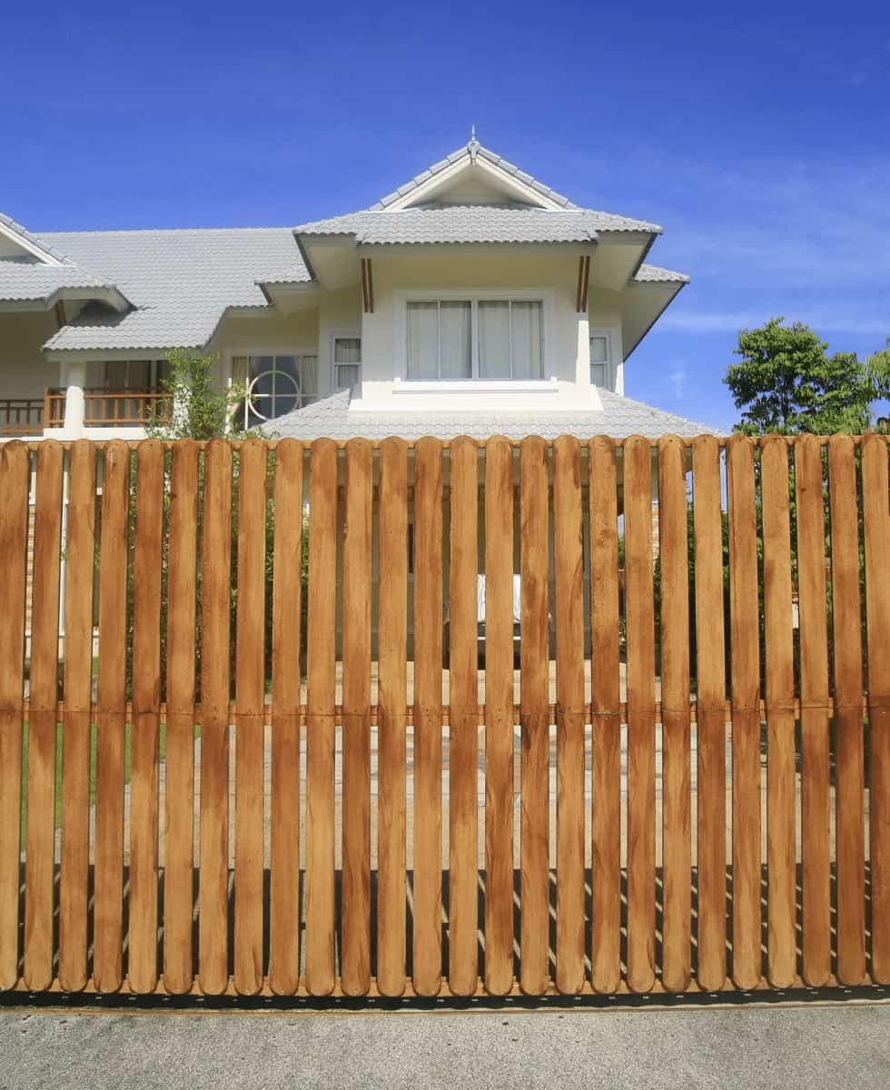 Fence Installation Company in Moore, OK | Legendary Fence Company